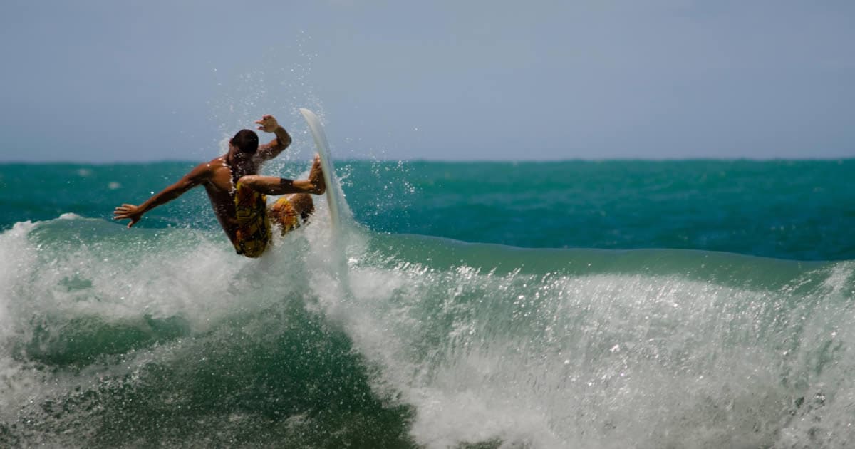 Surfing in Porto de Galinhas: Beach of Cupe and Beach of Maracaípe